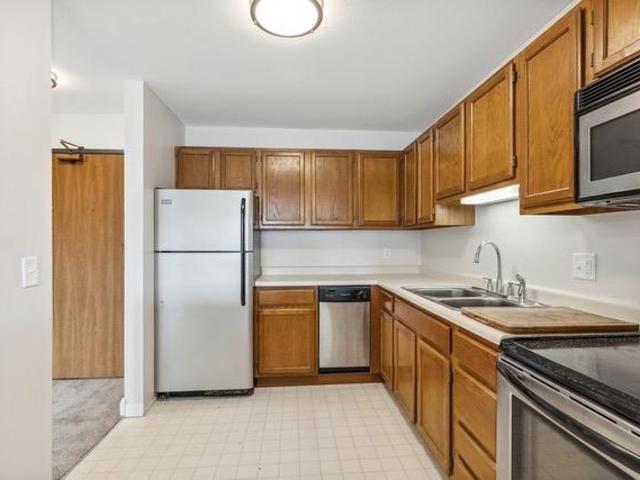 720 3rd Avenue NE # 306