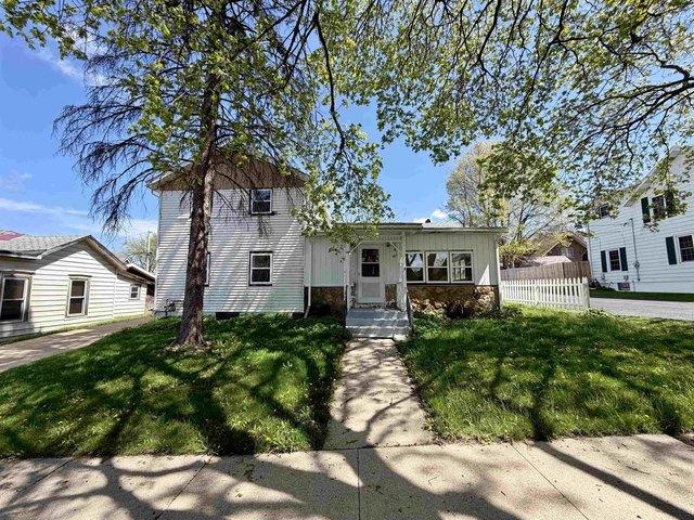720 17th Ave, Monroe, WI 53566