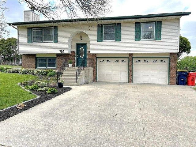 720 4th Ave NW, Plainview, MN 55964