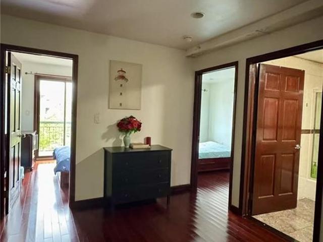 720 57th Street, Unit 4C