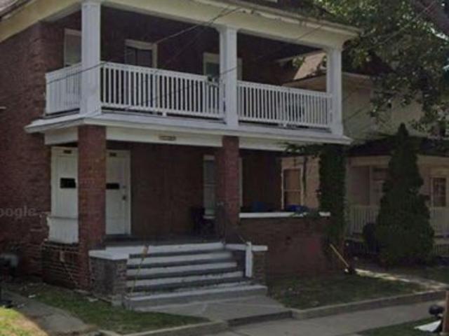 720 722 Locust St, Rockford, IL 61101