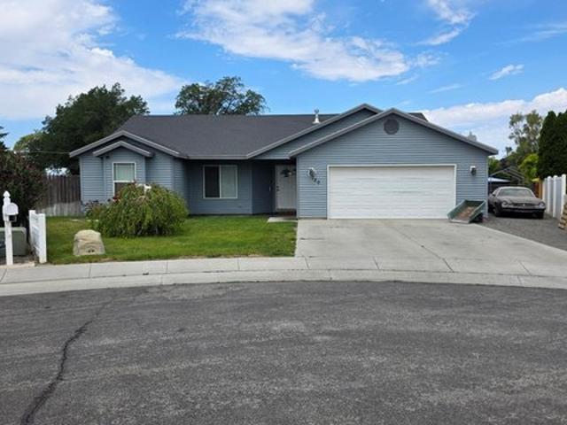 720 Aiken Cir, Buhl, ID 83316