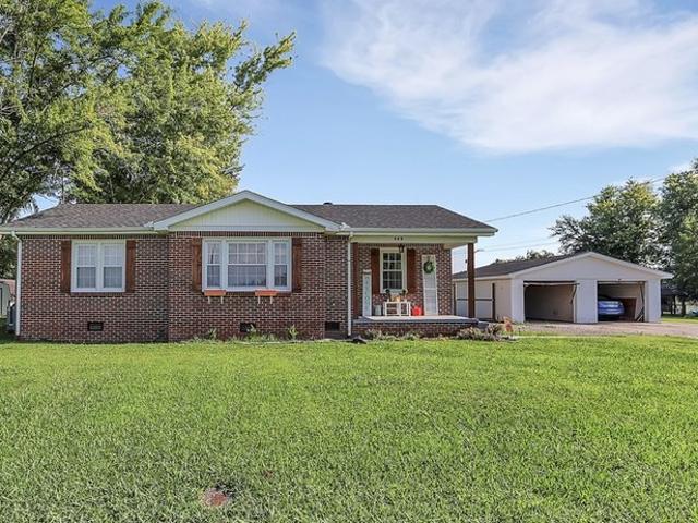 720 Dry Creek Rd, Smithville, TN 37166