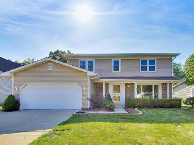 720 Dunhill Dr, Buffalo Grove, IL 60089