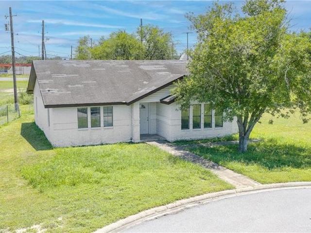 720 E Ricky Crossland, Elsa, TX 78543