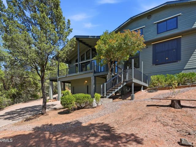 720 e skyway court