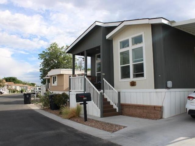 720 Fox Ln SE, Edgewood, NM 87015