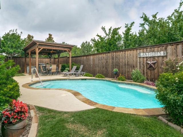 720 Hampshire Drive