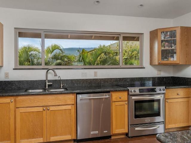 720 Hana Hwy, Paia, US, HI