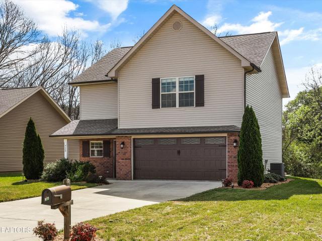 720 Hunter Crest Rd