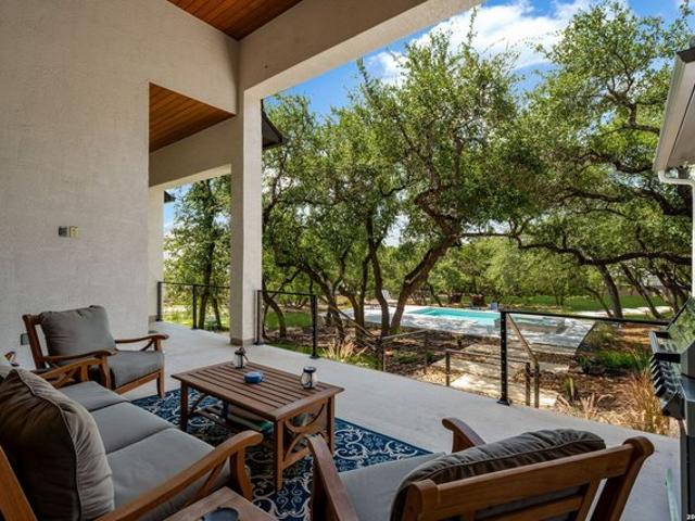 720 Johanna Ridge Rd, Bulverde, TX 78163