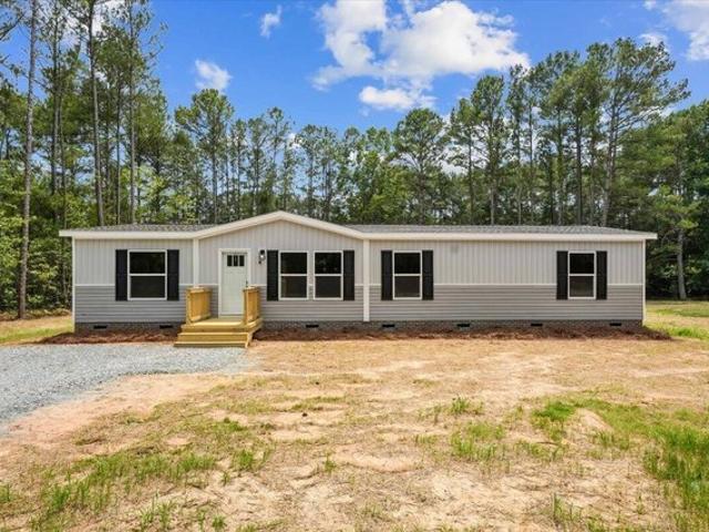 720 Myrtle Rd, Roseboro, NC 28382