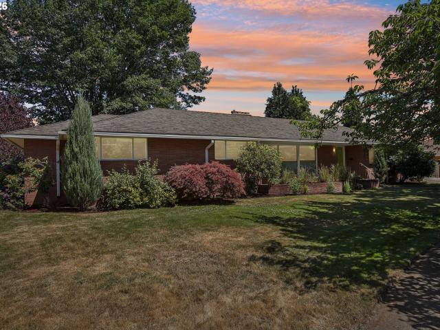 720 NE 107TH PL