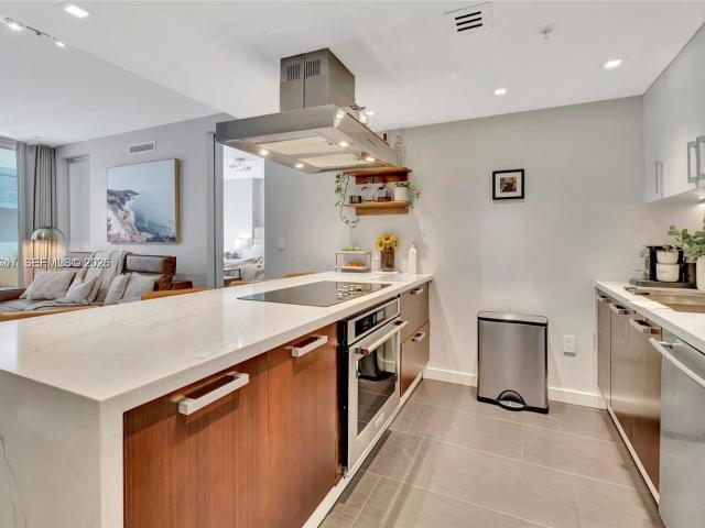 720 NE 62nd St, Unit 307, Miami, FL 33138 | MLS #A11942