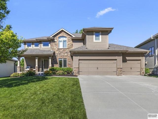 720 S 200th St, Elkhorn, NE 68022