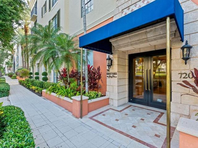 720 S Sapodilla Ave Apt 106, West Palm Beach, FL 33401