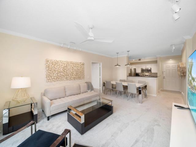 720 S Sapodilla Ave, Unit 301, West Palm Beach, FL 33401 | MLS #R11148