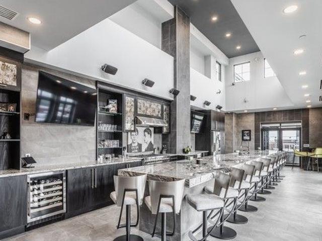 720 South Rangeline Road Unit 701, Carmel, US, IN