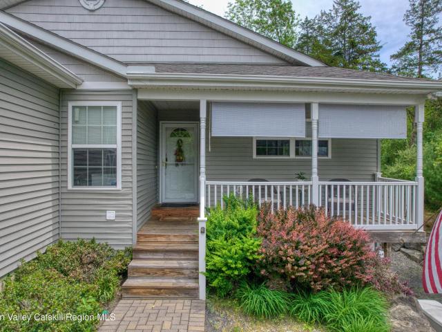 720 Sleepy Hollow Road