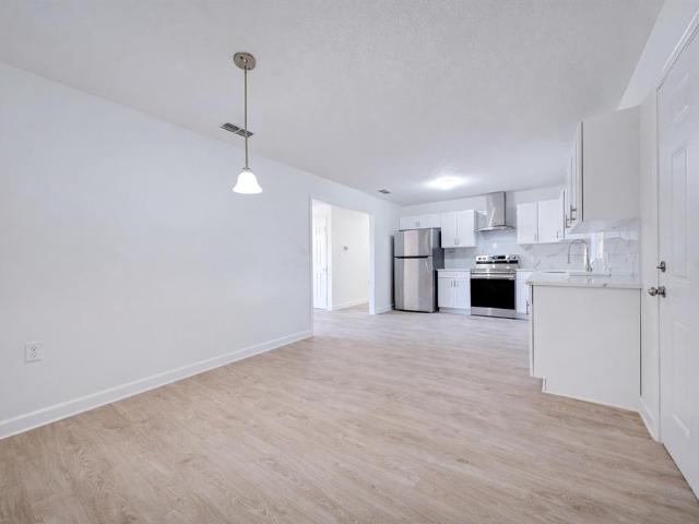 720 Swiss Dr, Lakeland, FL 33810 | MLS #S5144
