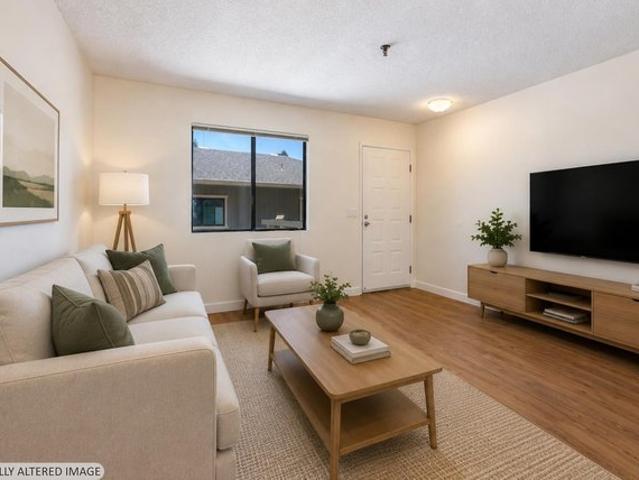720 Petaluma Blvd S Apt 26, Petaluma, CA 94952