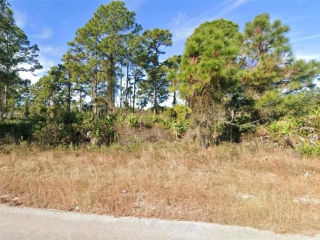 720 Peacock Ave, Lehigh Acres, FL 33974