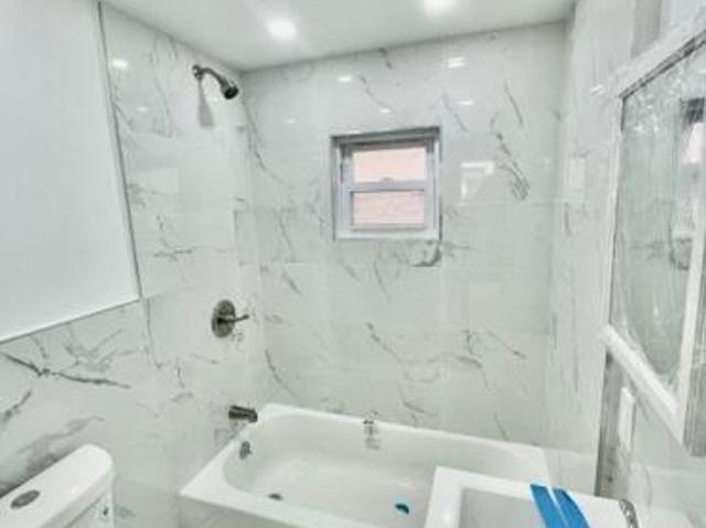 720 Roselle St #1, Linden, NJ 07036