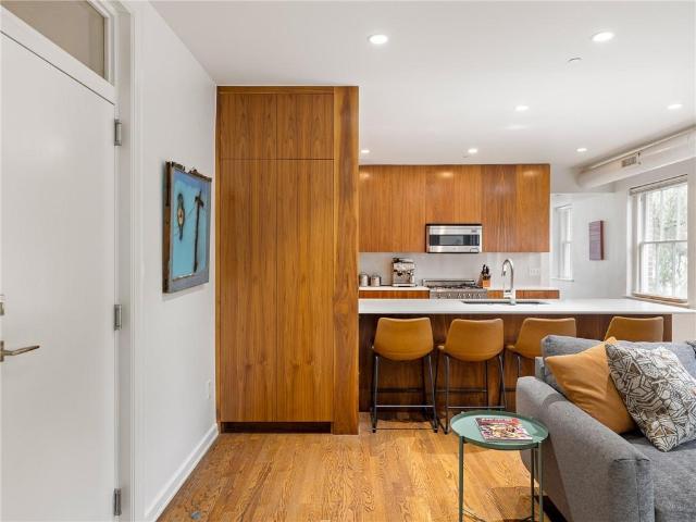 720 W Boyd Street # 206