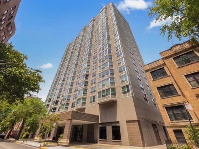 720 W Gordon Ter Apt 10B, Chicago, IL 60613