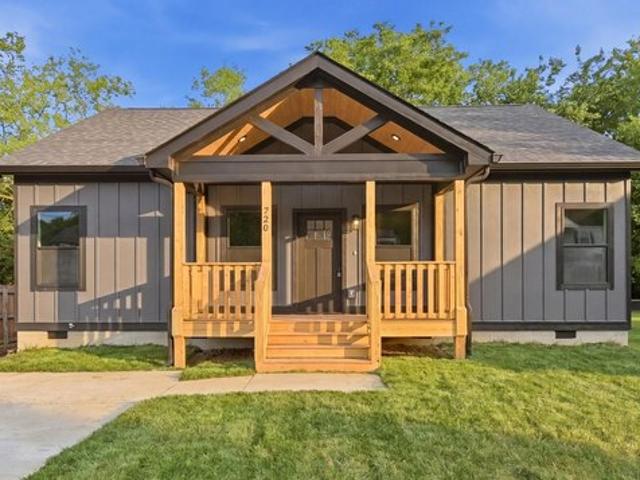 720 W Henderson Dr, Chattanooga, TN 37411