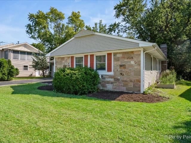 720 Woodhollow Lane