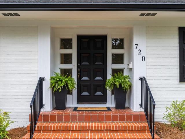 720 Worth Street