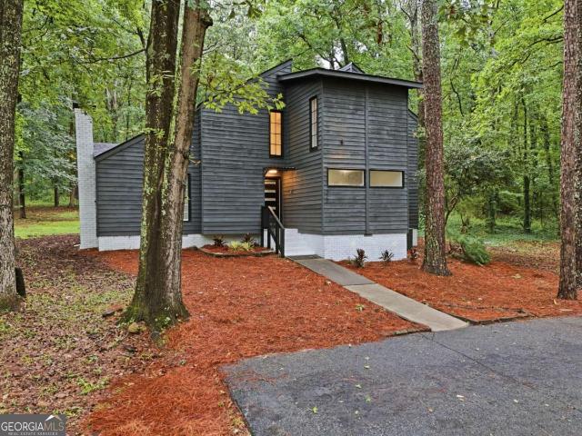 720 Twin Pines Road