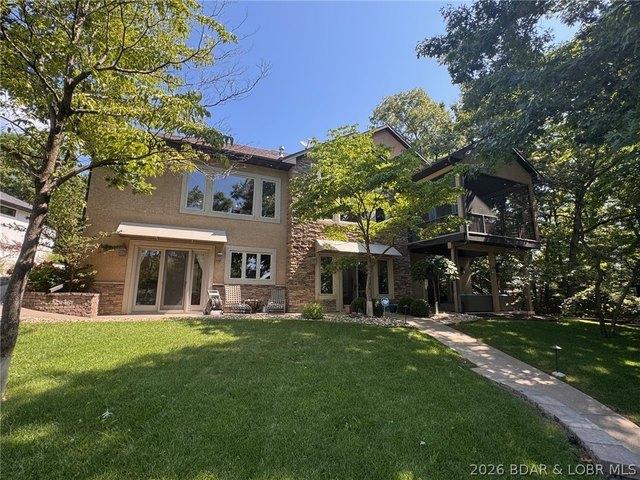 720 Via Del Lago Dr, Sunrise Beach, MO 65079
