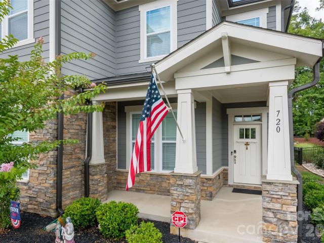 720 Yellow Jessamine Drive