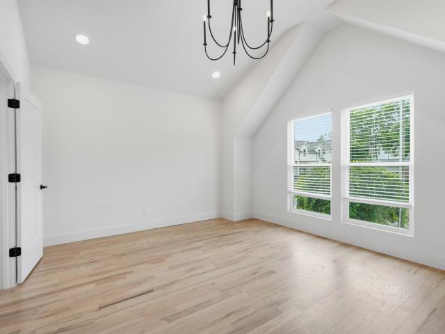 720B Groves Park Rd