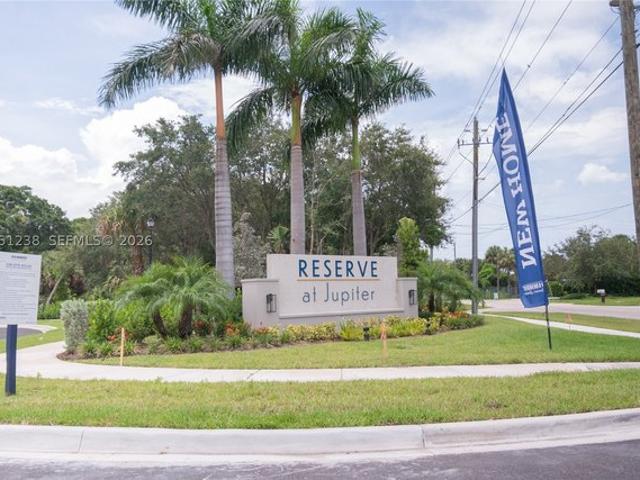 7214 Rockwood Rd, Jupiter, FL 33458
