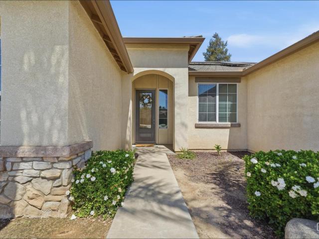 7214 Sleepy Lagoon Drive