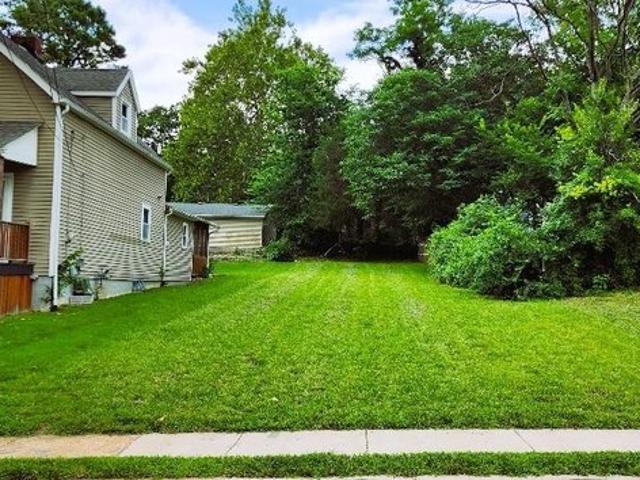 7215 Bruno Ave, Saint Louis, MO 63143