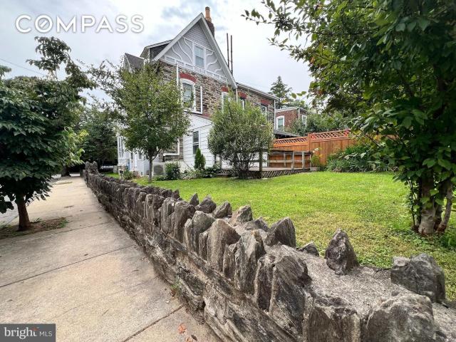 7215 Bryan St, Philadelphia, PA