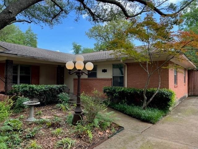 7215 Clemson Drive