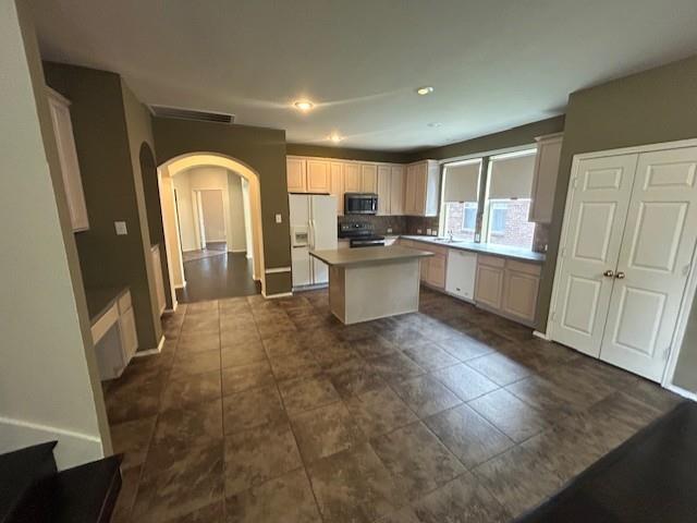 7215 Park Hill Trail