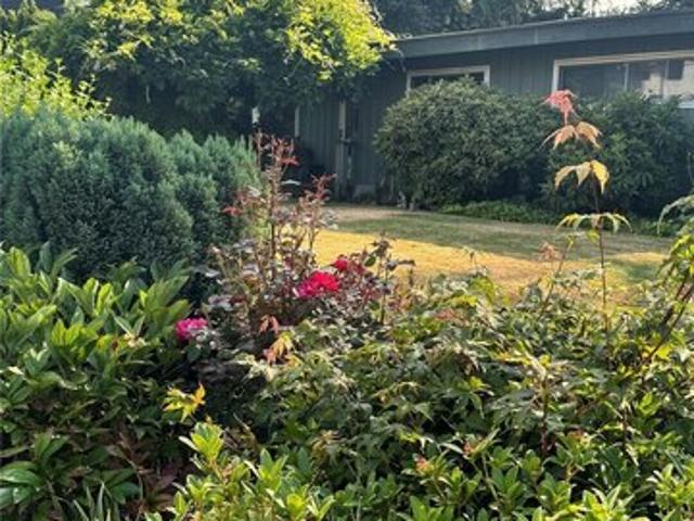 7215 th Ave NE, Kirkland, WA 98033