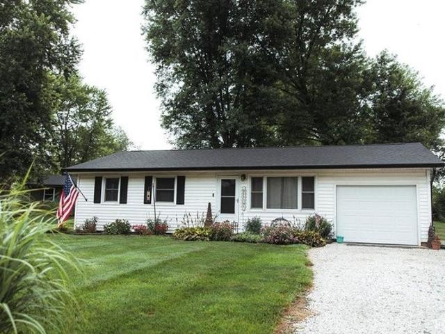 7215 W Dinsmore Rd, Bloomington, IN 47403