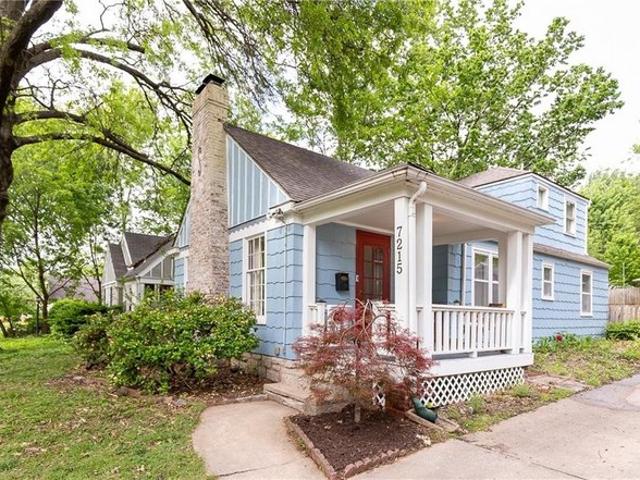 7215 Walnut St, Kansas City, MO 64114
