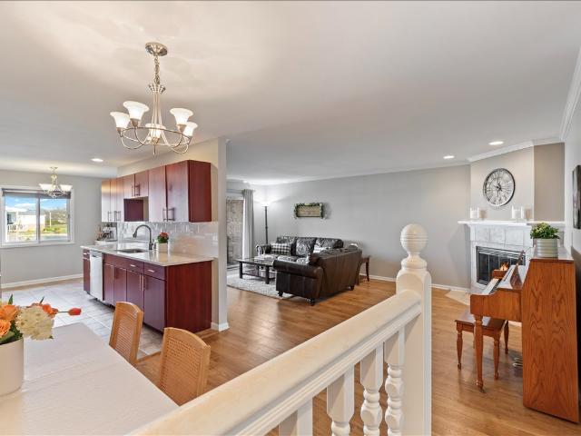7215 Willow Way Ln, Unit 10C, Willowbrook, IL 60527 | Compass