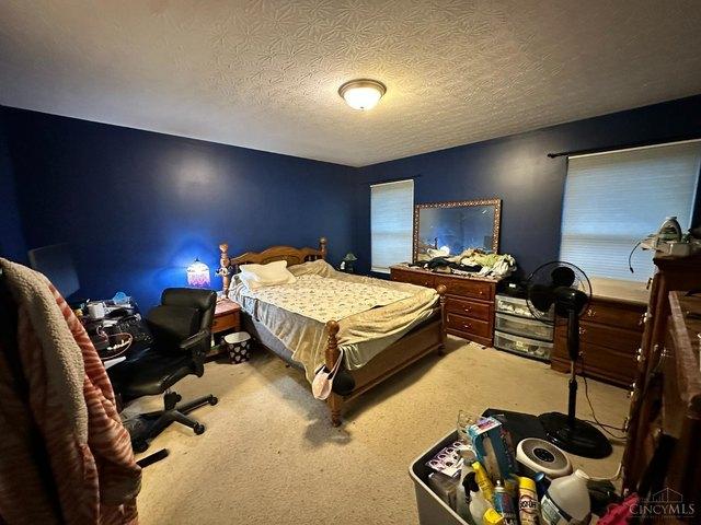 7216 Rolling Oaks Ct, Cincinnati, OH 45239
