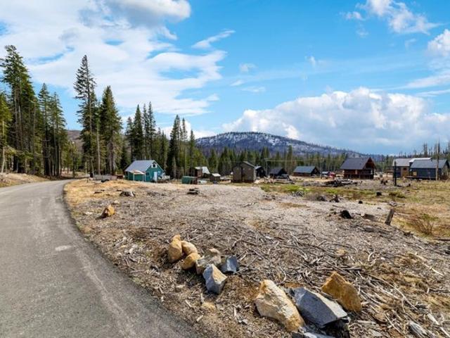 7216 Sierra Pines Rd, Twin Bridges, CA 95735