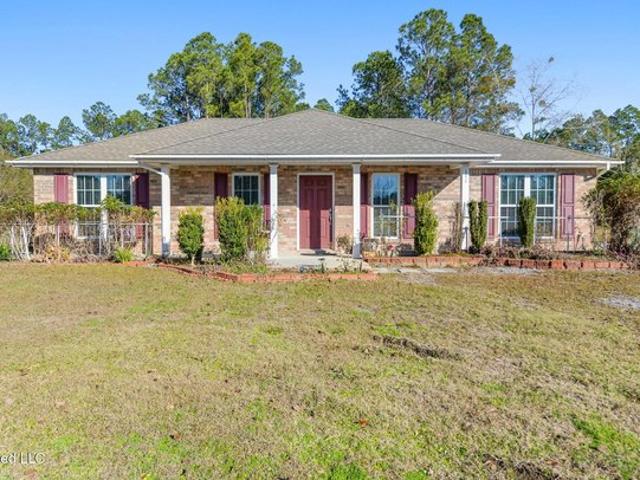 7216 W Larkin Pl, Biloxi, MS 39532