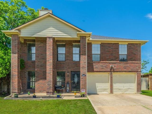 7217 McCoy Dr, Watauga, TX 76148